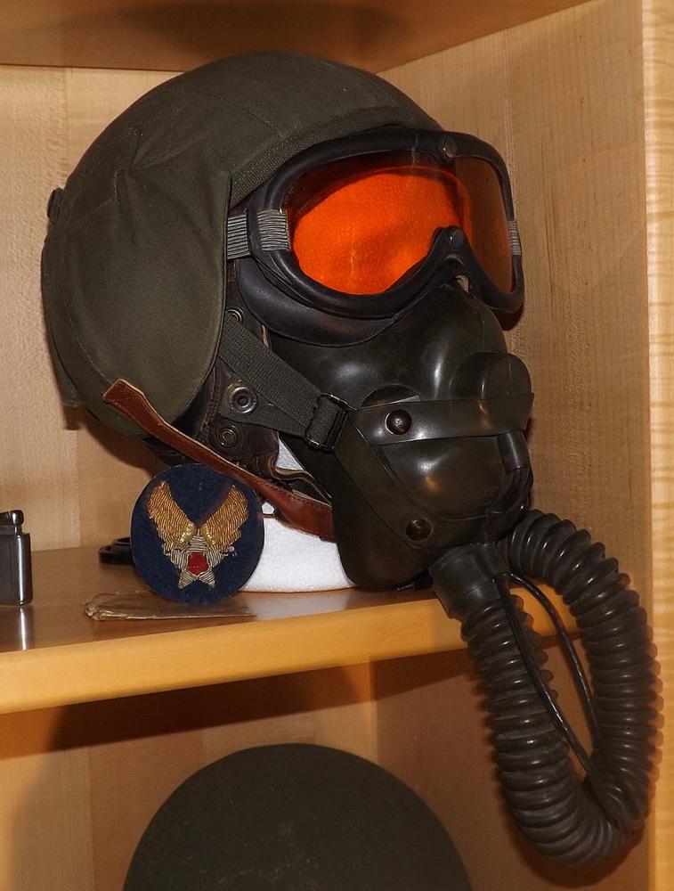 New display to show - FLYING HELMETS AND ACCESSORIES - U.S. Militaria Forum