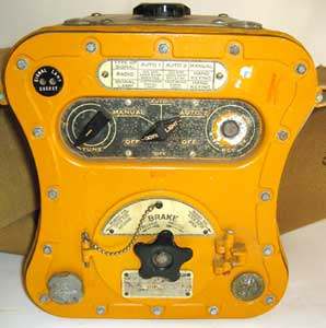 Gibson Girl SCR-578 survival radio transmitter - RADIO & COMMUNICATIONS ...