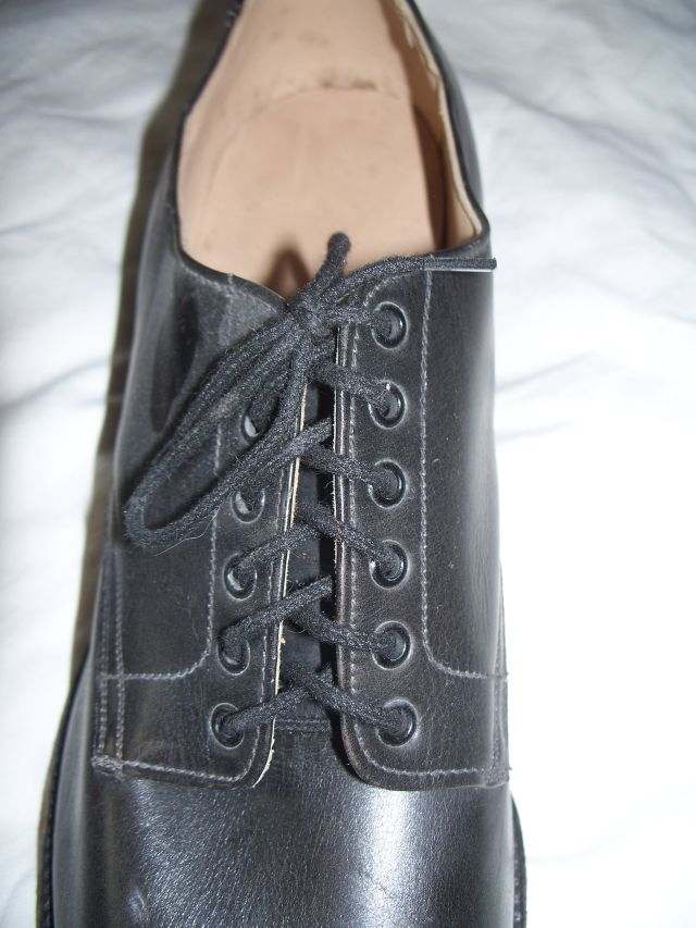 low quarter shoes and dungarees USN - UNIFORMS - U.S. low quarter shoes and dungarees USN - UNIFORMS - U.S.