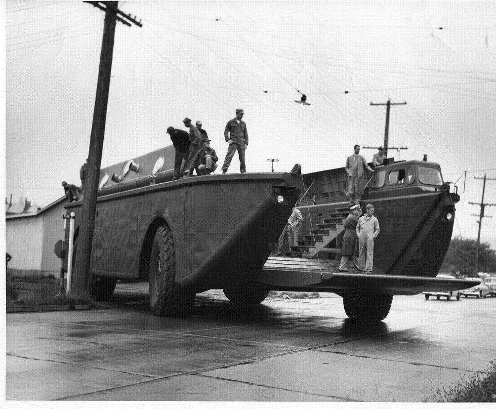 photo of a US Marine experimental amphibious vehicle 1953 - MILITARY ...