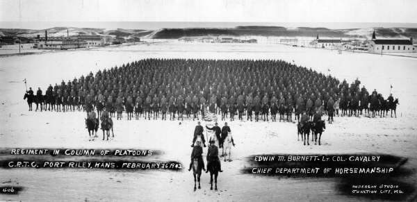 Need help with ID of Army winter hat - UNIFORMS - U.S. Militaria Forum