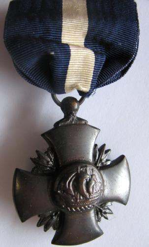 USMC DFC for Nicaragua - MEDALS & DECORATIONS - U.S. Militaria Forum