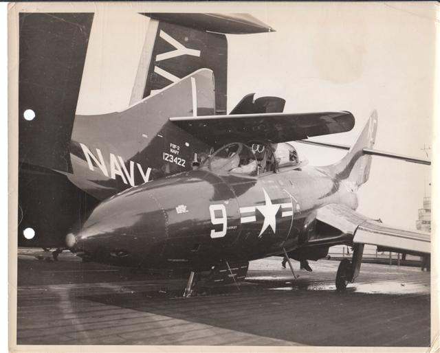 Flight deck crash of a F9F-2B - MILITARY AIRCRAFT & AVIATION - U.S ...