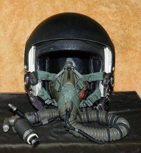 My custom flight helmet - vintage 1982 - FLYING HELMETS AND ACCESSORIES ...
