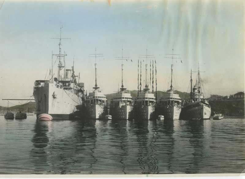 PT 41 MTB Squadron 3 Corregidor POW - Page 2 - GROUPINGS PAGE - U.S ...