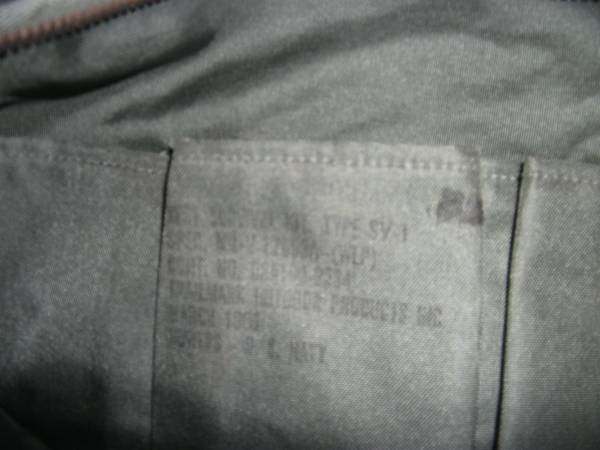 US Navy Survival Kit Vest Type SV-1, 1967, complete. - SURVIVAL GEAR ...