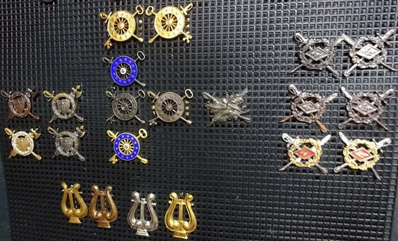 USMC department devices, Gunner Bombs, WO bars and band lyres - MARINES ...