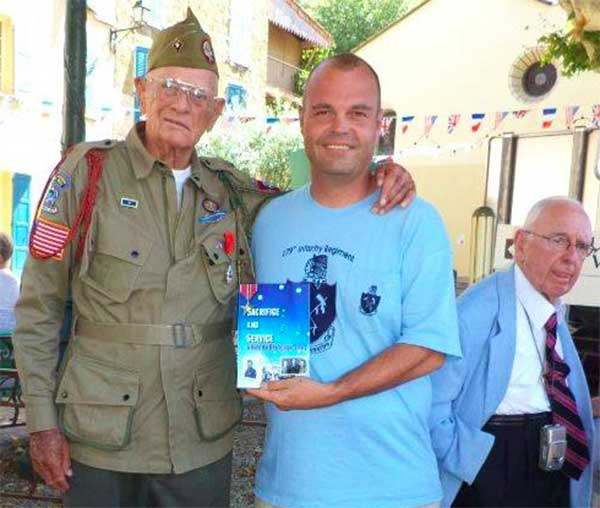 551st PIB veteran color portrait by Sid Eells, reunion cups & tie ...