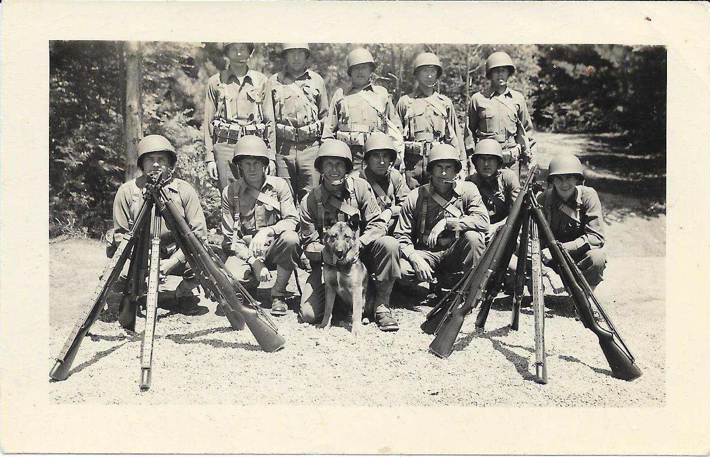 Battery B, 249th Coast Artillery group photo, taken at Ashland Oregon ...
