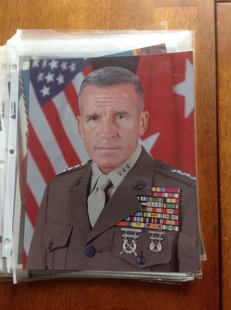 USMC General Officer identification help - INDIVIDUAL & UNIT PORTRAITS ...