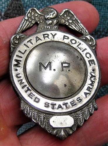 WWII M.P. Badge MILITARY POLICE POW U.S. Army Guard - MISC MILITARIA ...