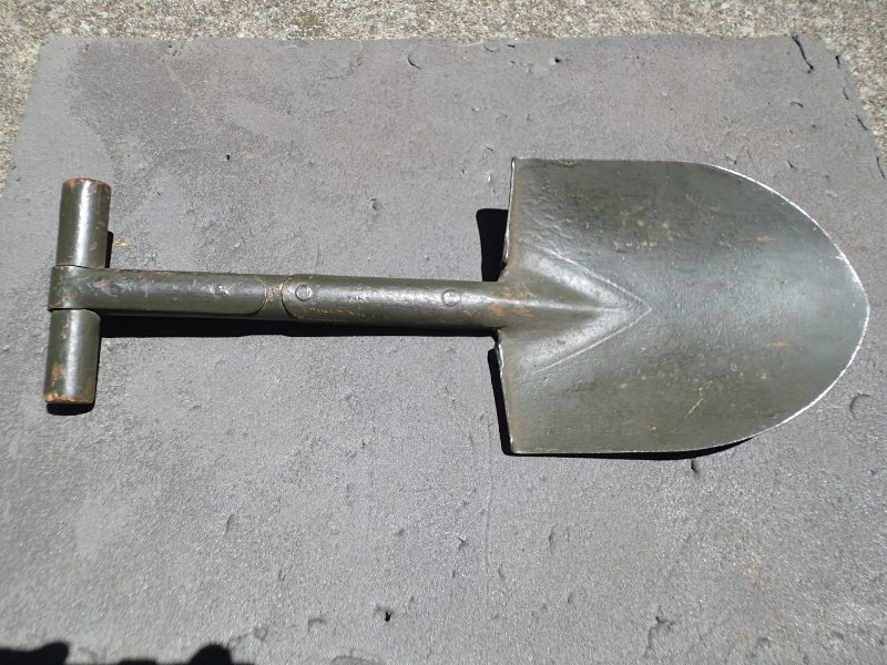 "Shortened" Airborne M1910 E-Tool w/ tan paint under OD - FIELD ...