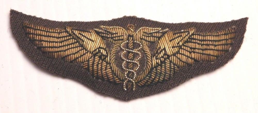 AAF Bullion Flight Surgeon Wings - MEDICAL WING BADGES - U.S. Militaria ...