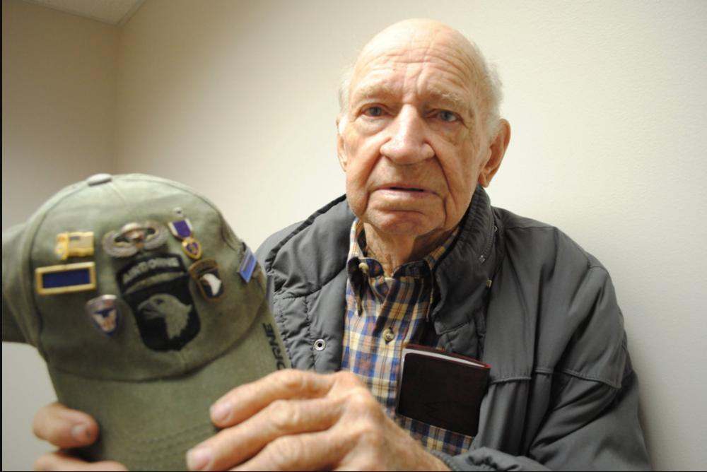 Joe Chadwell and his uniforms. Two-campaign paratrooper. - UNIFORMS - U ...