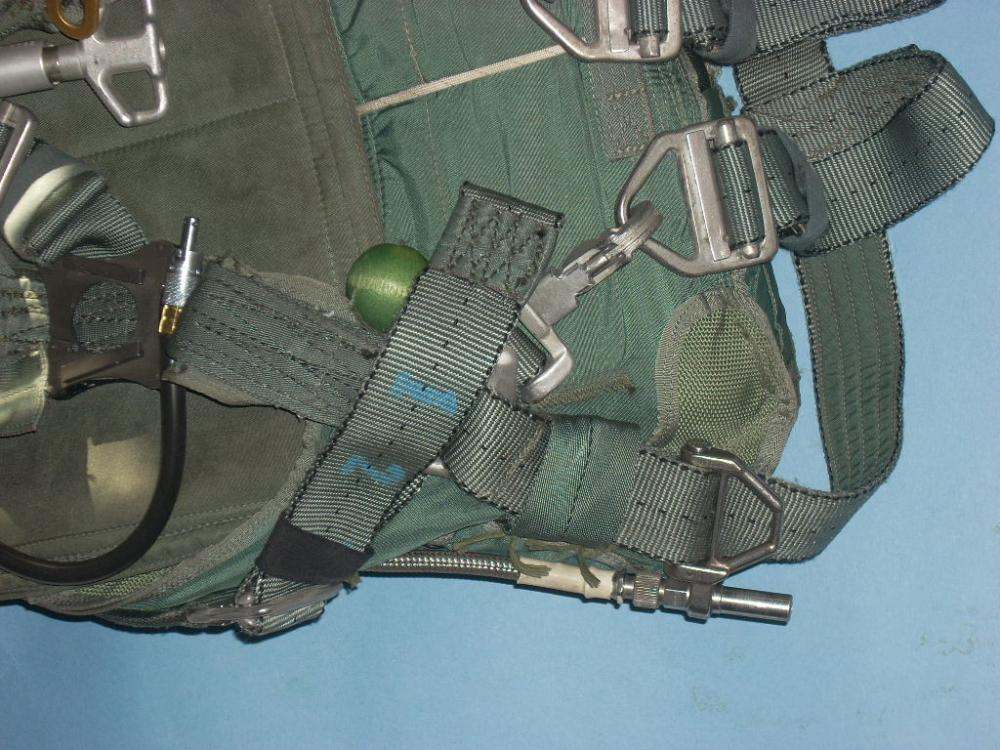 USAF Back Style Parachute TO's ? - SURVIVAL GEAR - U.S. Militaria Forum