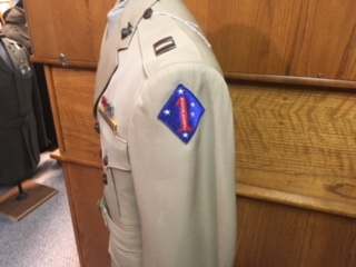 1st Marine division Capt uniform - UNIFORMS - U.S. Militaria Forum