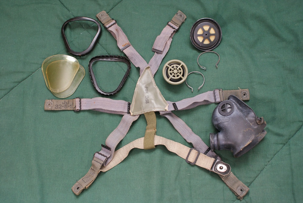 1944 U.S. M2-10-6 Army Lightweight Optical Mask Restoration - FIELD ...