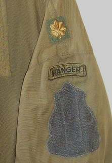 US Army Aviator's jacket with RANGER tab? - UNIFORMS - U.S. Militaria Forum
