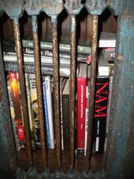 Show your bookshelf . - BOOK REPORTS - U.S. Militaria Forum