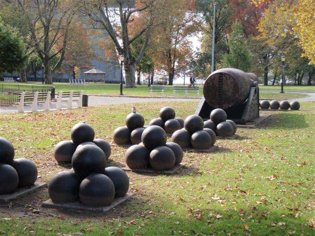 Civil war cannon, Ft. Hamilton, Brooklyn, NY - MISC MILITARIA - U.S ...