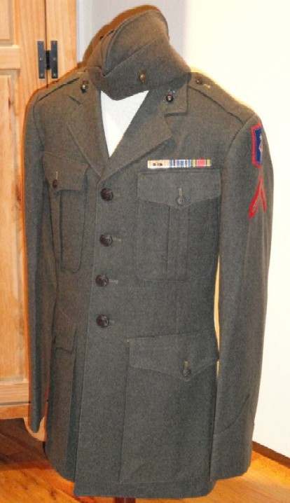 U.S.M.C. 1st MAC Artillery Service Green Tunic - UNIFORMS - U.S ...