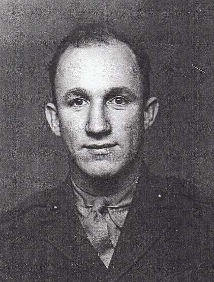 Private First Class Robert W. Marsh - MEDALS & DECORATIONS - U.S ...