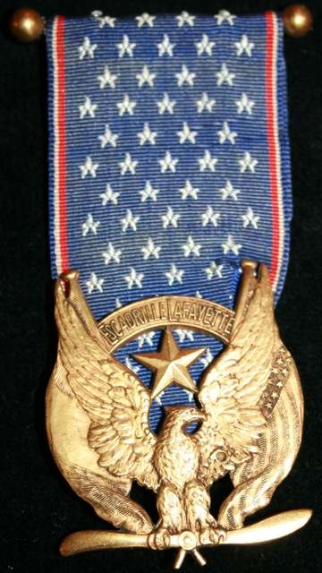 ORIGINAL LAFAYETTE ESCADRILLE MEDAL - AMERICANS IN FOREIGN SERVICE - U ...