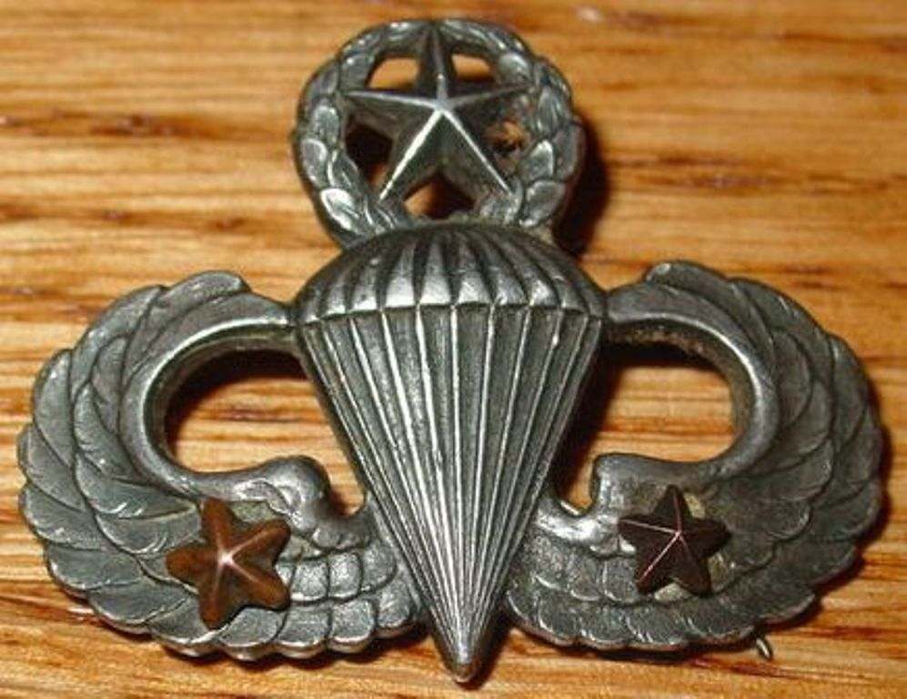 Original WW2 Paratrooper Jump Wings? - AIRBORNE, GLIDER TROOPS ...
