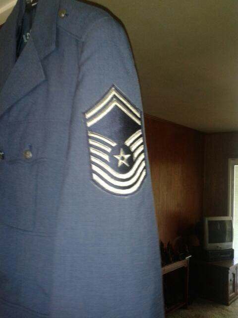 Chief master seargent uniform and medal group - GROUPINGS PAGE - U.S ...