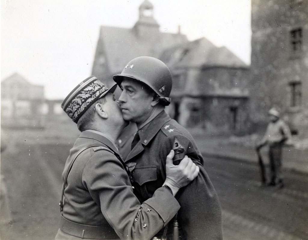 Most awkward WWII Photo? - EPHEMERA, PHOTOGRAPHS & MILITARY ARTWORK - U ...