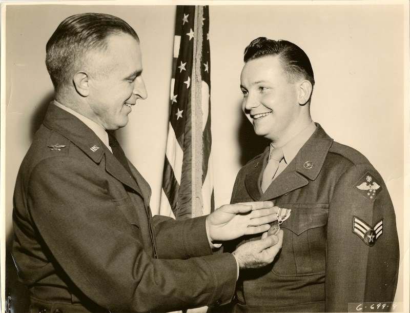 USAF Transitional Uniform Photo - EPHEMERA, PHOTOGRAPHS & MILITARY ...