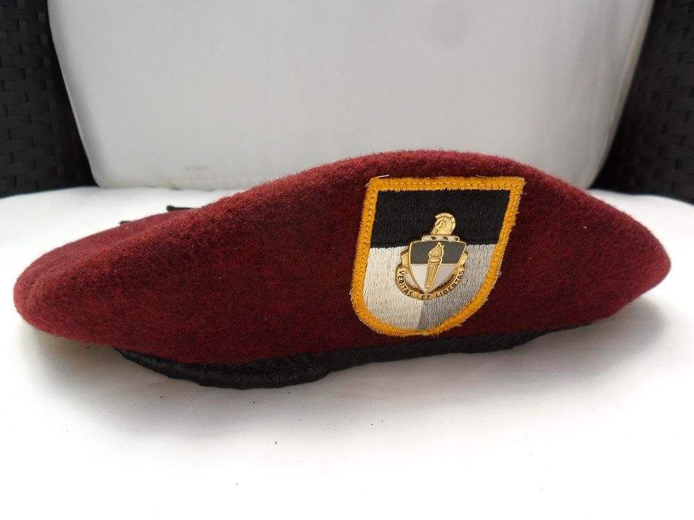 Maroon Special Forces Beret? - UNIFORMS - U.S. Militaria Forum