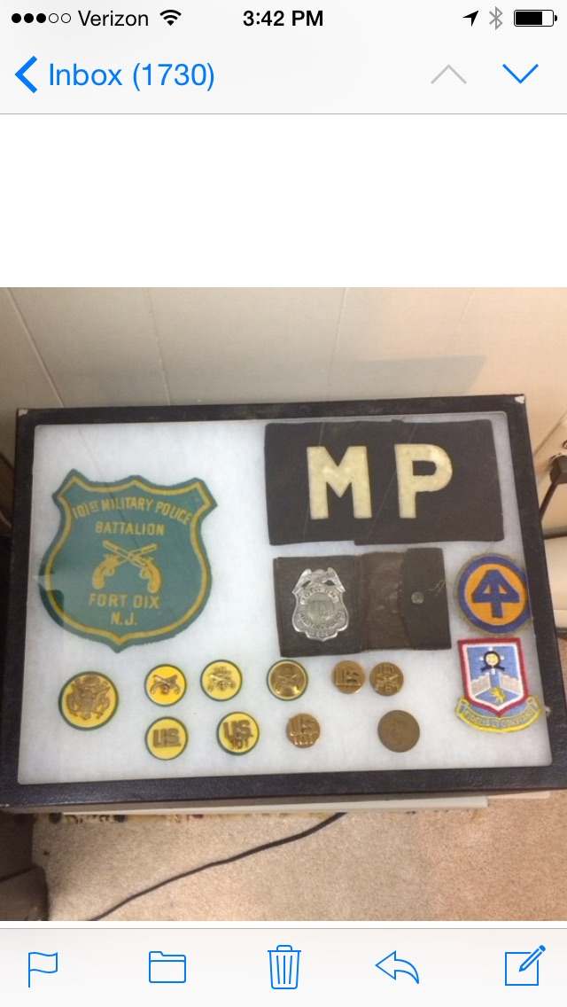 101st MP battalion badge and collar brass - BADGES, AWARDS, DUI, AND ...