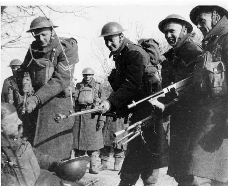 Thompson SMG Front Pistol Grip - FIREARMS - U.S. Militaria Forum