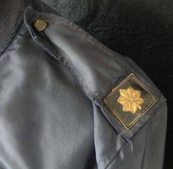 L-2A Flight Jacket Named to a WWII P.O.W. - FLIGHT CLOTHING - U.S ...