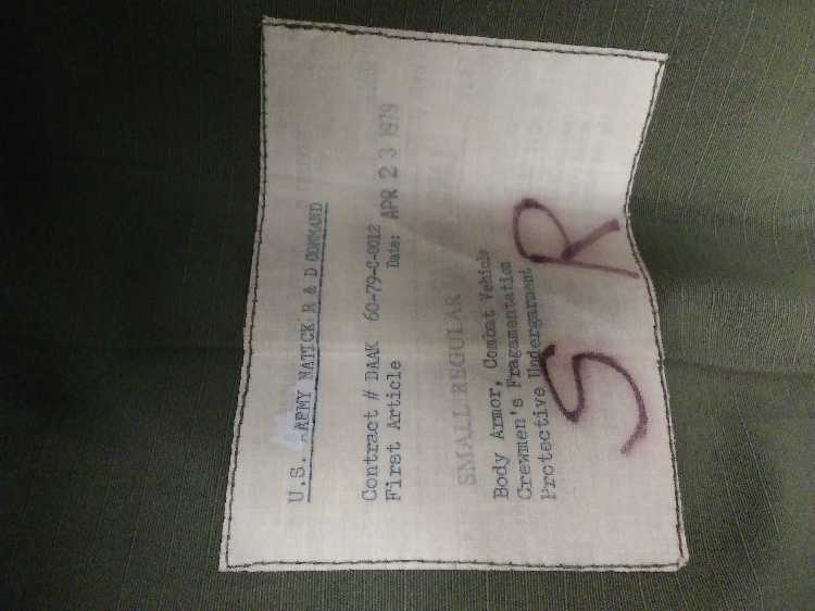 Vehicle crewman's armor vest with Natick label - BODY ARMOR - U.S ...