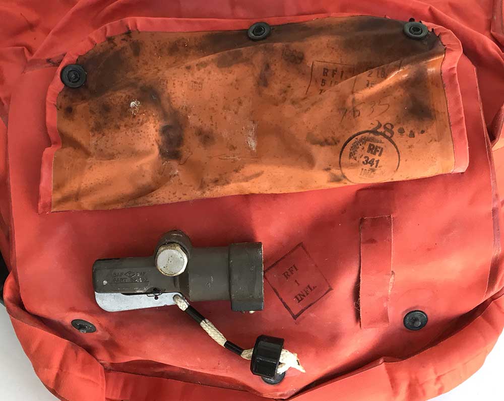 "Modern" USN life preserver belts 1950's & later - FIELD & PERSONAL ...