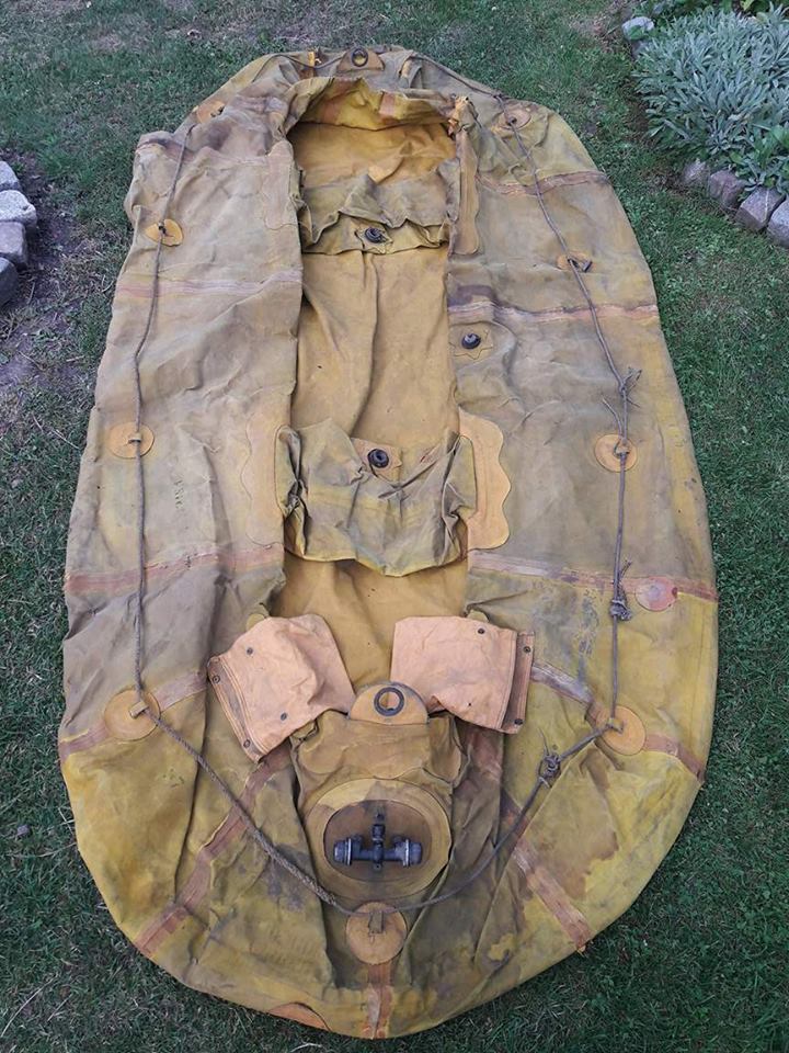 Life Rafts - Page 3 - SURVIVAL GEAR - U.S. Militaria Forum