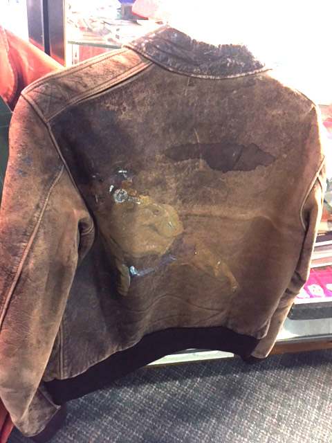 A-2 jacket with painted pin-up trying to ID plane - FLIGHT CLOTHING - U ...