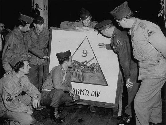 Patches in action: Photos of SSI being worn by the troops. - Page 142 ...