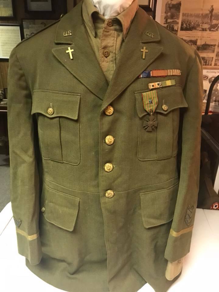 WWI Chaplain Uniform DSC - CHAPLAIN & MEDICAL UNIFORMS - U.S. Militaria ...