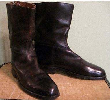 Are these M1940 mounted cavalry boots? - UNIFORMS - U.S. Militaria Forum