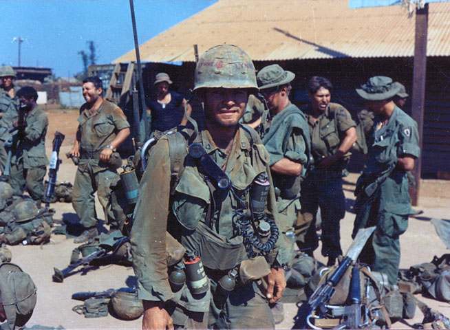 The 25th Infantry Division in Vietnam - Page 3 - UNIFORMS - U.S ...