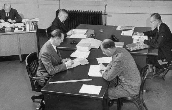 WW2 Office Furniture - FIELD & PERSONAL GEAR SECTION - U.S. Militaria Forum