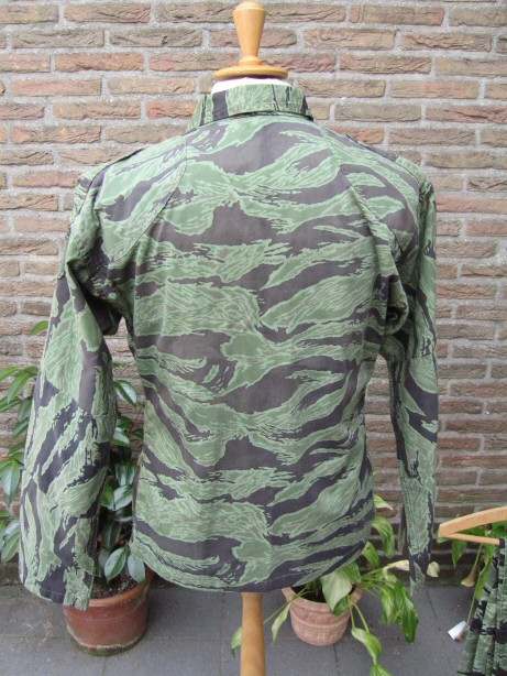 The 25th Infantry Division in Vietnam - Page 10 - UNIFORMS - U.S ...