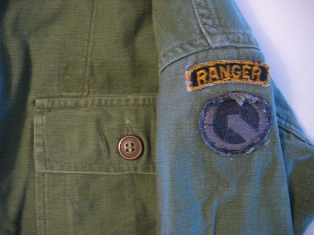 US Army Aviator's jacket with RANGER tab? - UNIFORMS - U.S. Militaria Forum