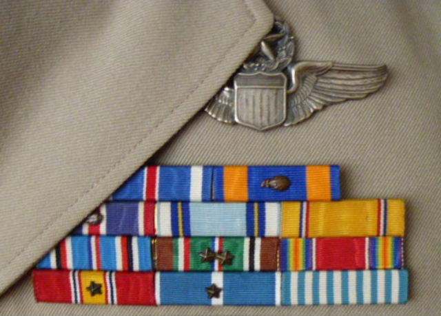 USAF Lt. Colonel's "Silver Tan" uniform. - UNIFORMS - U.S. Militaria Forum