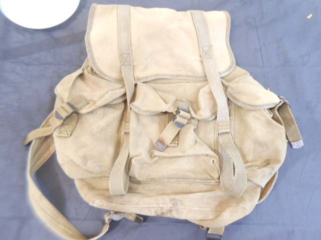 Unknown Field Pack - FIELD & PERSONAL GEAR SECTION - U.S. Militaria Forum