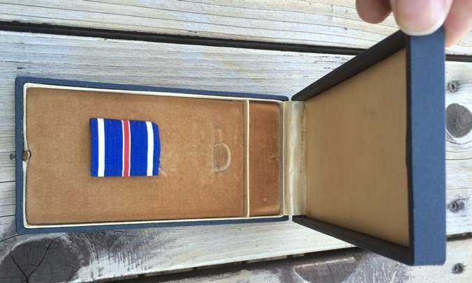 RARE WWII US NAVY DFC box - Early War Example - MEDALS & DECORATIONS ...