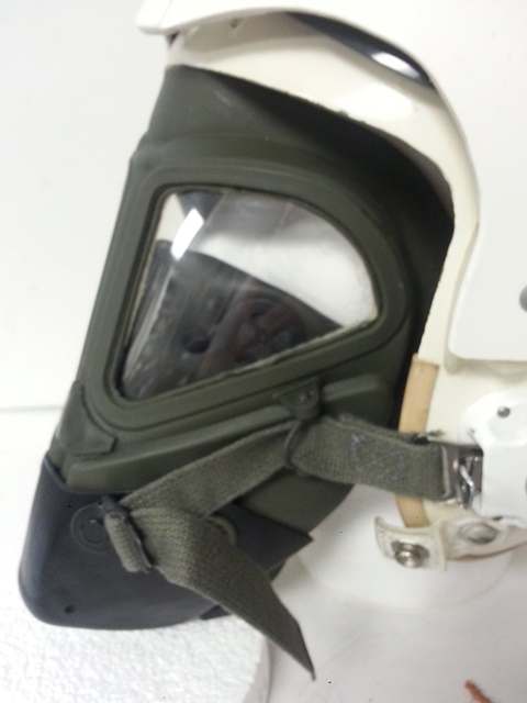 XM-28 Riot Control Aircrew mask - FLYING HELMETS AND ACCESSORIES - U.S ...